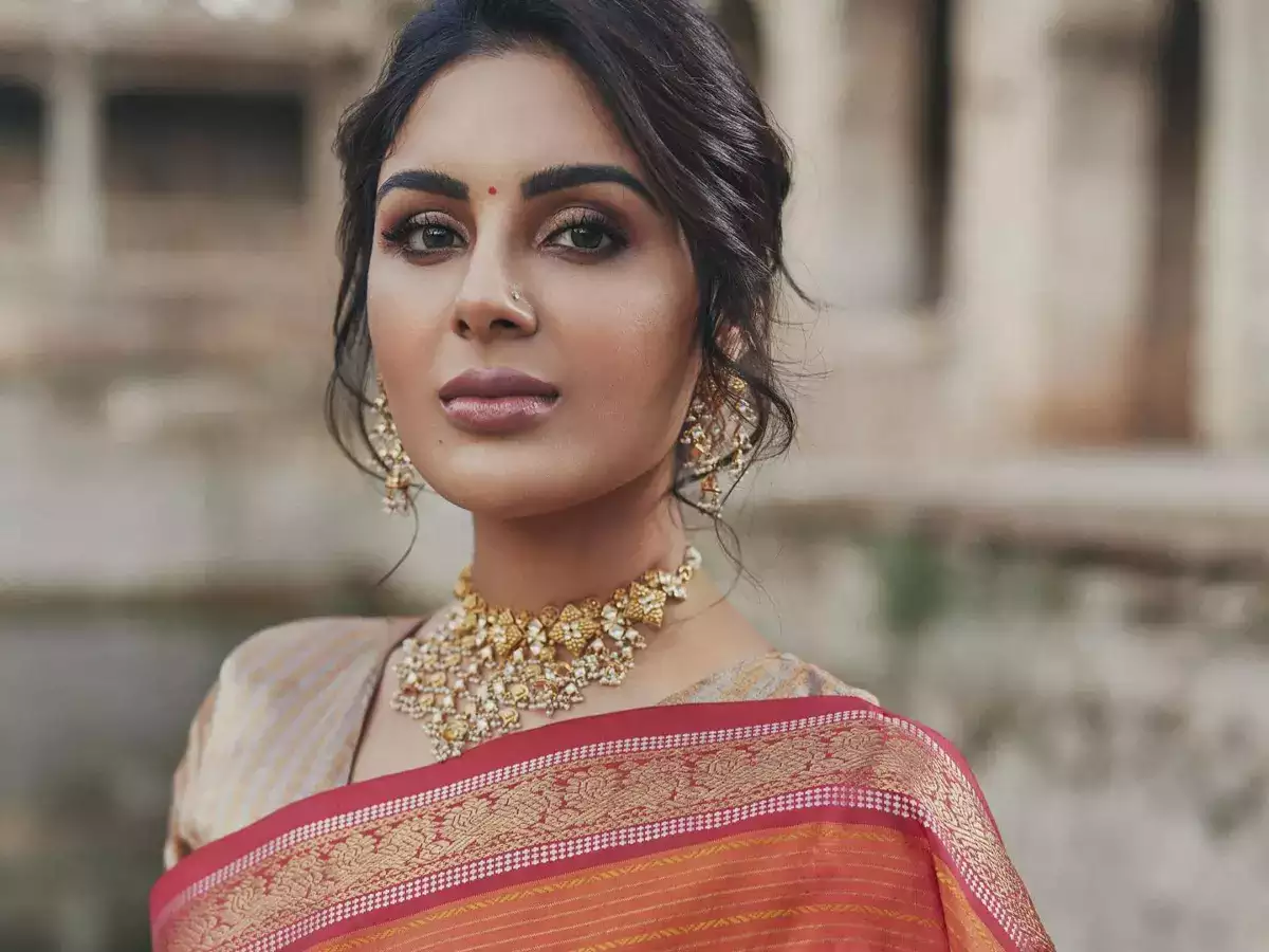 Samyuktha Menon Age, Biography, Movies, Family Details