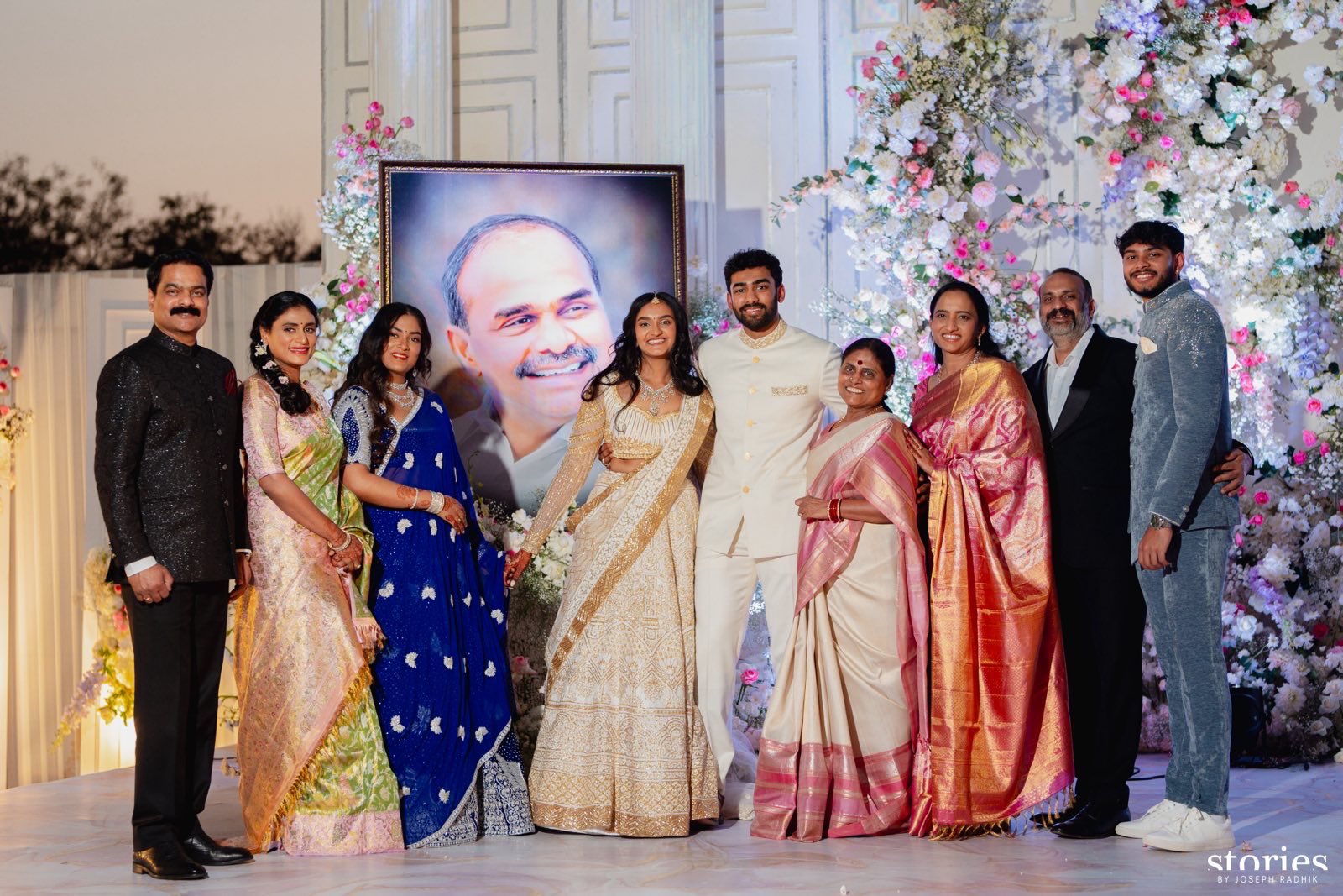 YS SHARMILA SON MARRIAGE PHOTOS: ఇటు హిందూ...అటు క్రిస్టియన్...రెండు ...