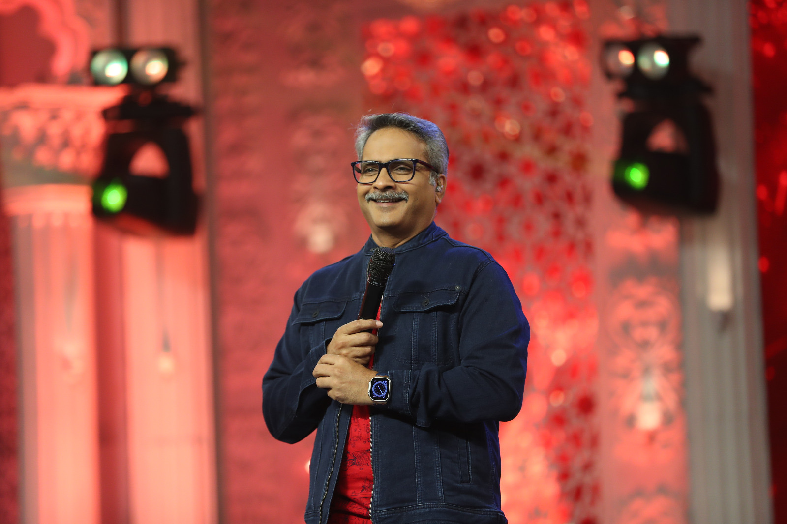 పాటల కార్యక్రమంలో ‘పాడుతా తీయగా’ సరికొత్త రికార్డ్ - Telugu Adda